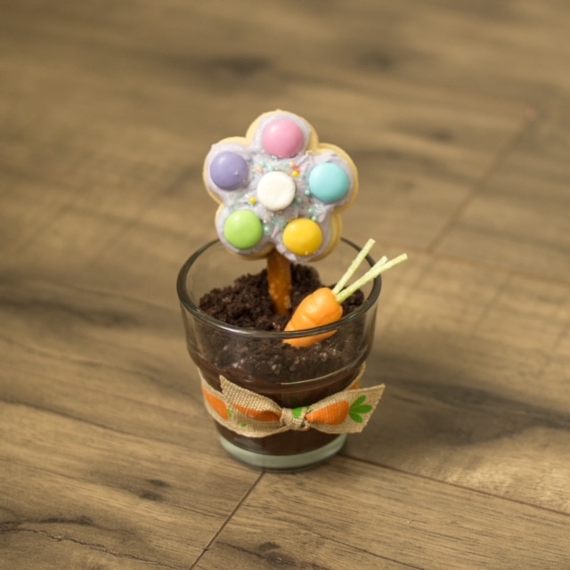Easy to Make Edible Flower Pudding Pot